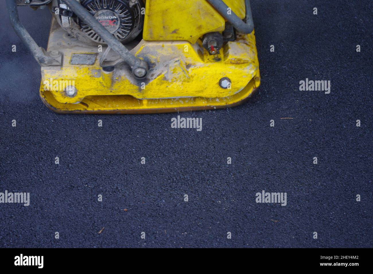 road works tarmac asphalt Stock Photo - Alamy