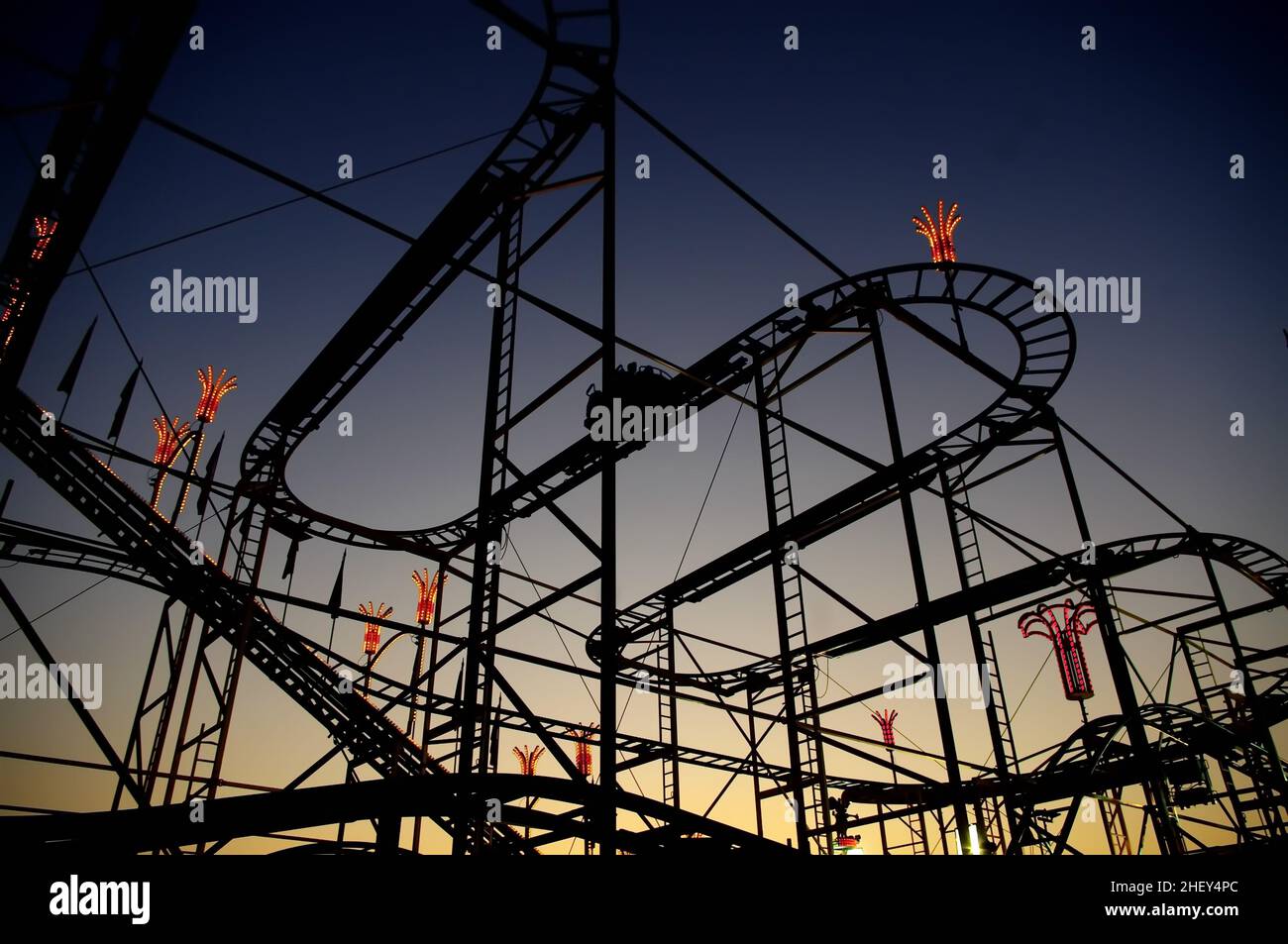 Roller coaster loop hi-res stock photography and images - Alamy