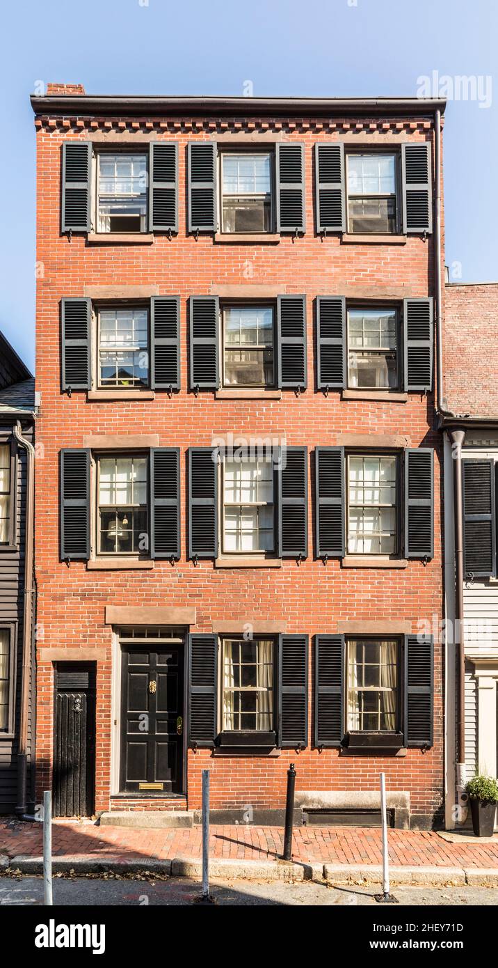 old historic brick building at beacon hill area in Boston Stock Photo ...