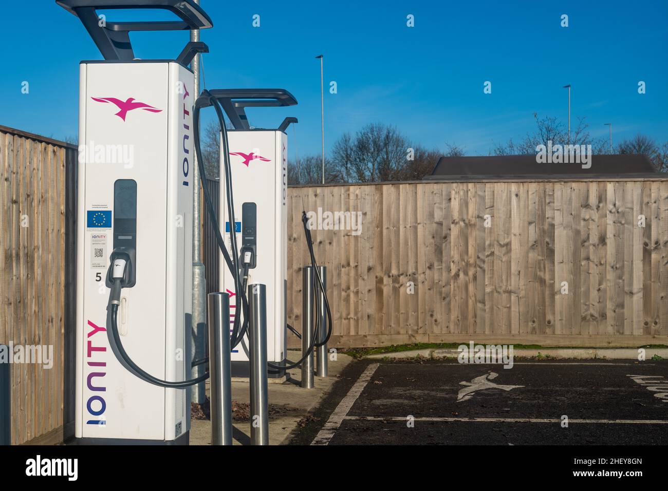 350kw ultra rapid charging hi-res stock photography and images - Alamy