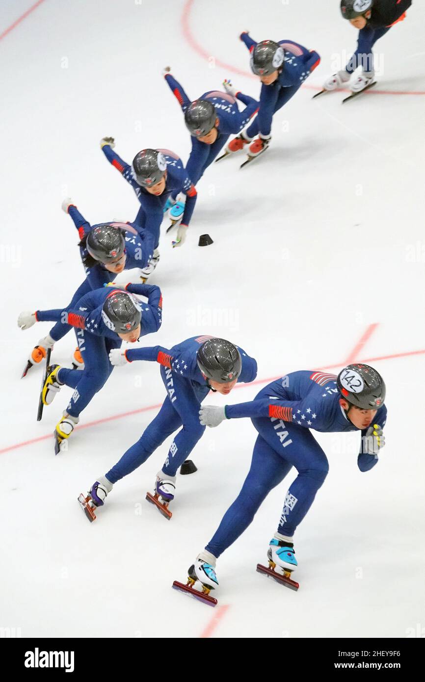 The chinese short track speed skating team hi-res stock photography and ...