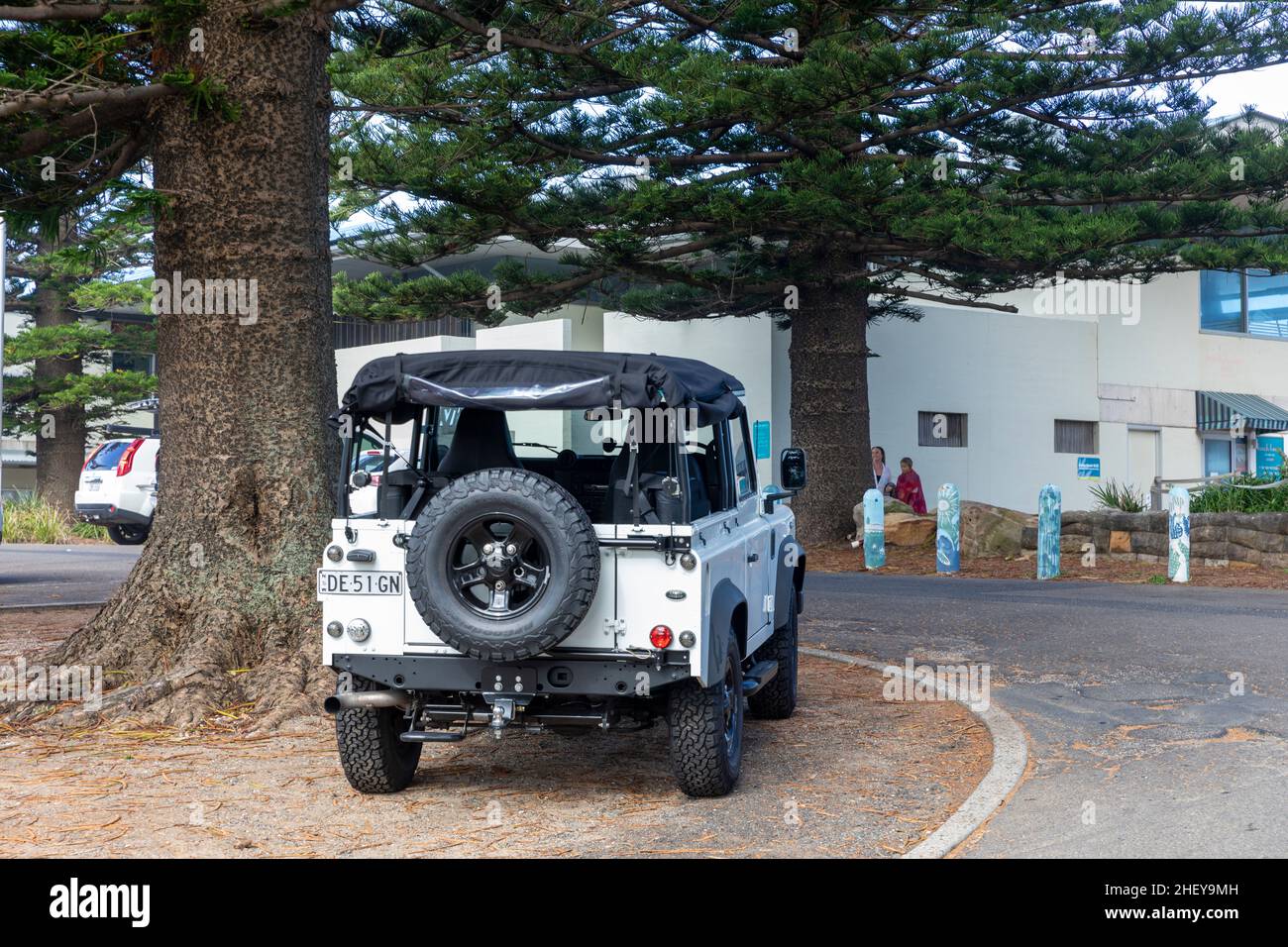 2015 land rover defender 90 hi-res stock photography and images - Alamy