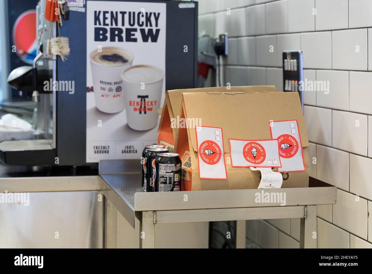 Kfc takesways hi-res stock photography and images - Alamy