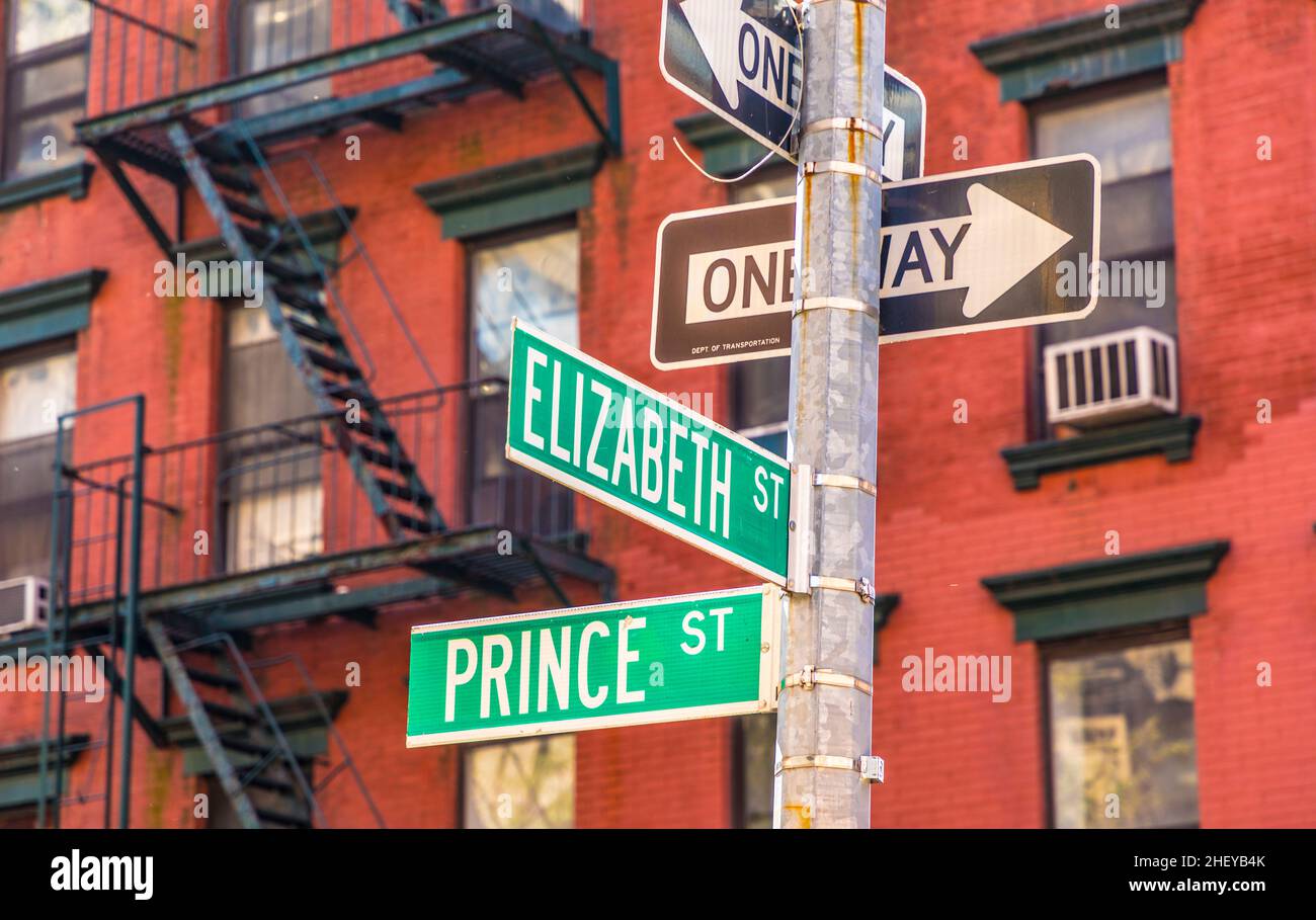 Elizabeth street prince street new york hi-res stock photography and ...