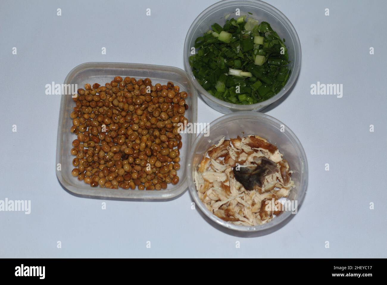 shredded chicken, fried soybeans, shredded spring onions combined to be ...