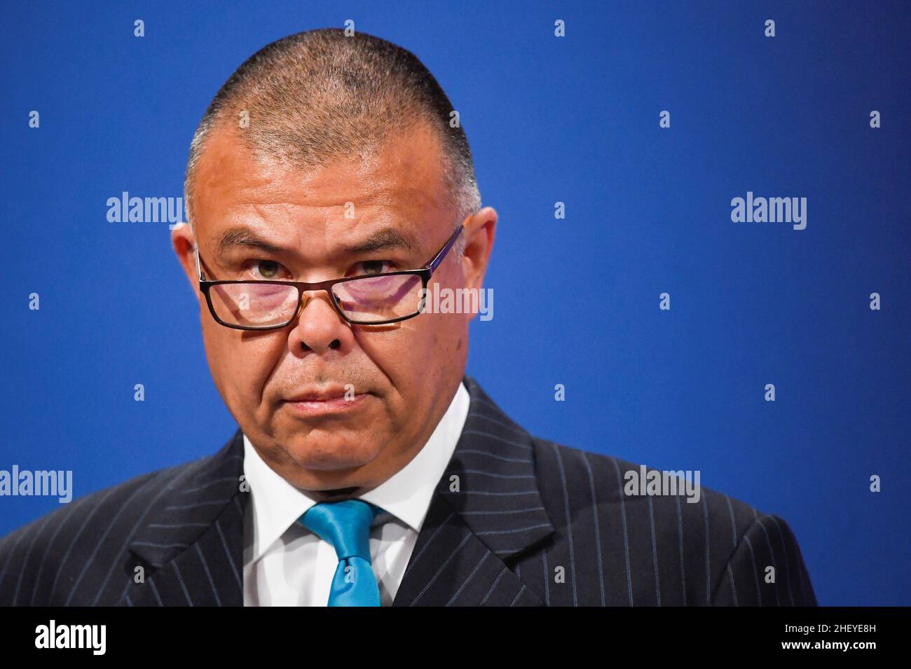 Leaving the role hi-res stock photography and images - Alamy