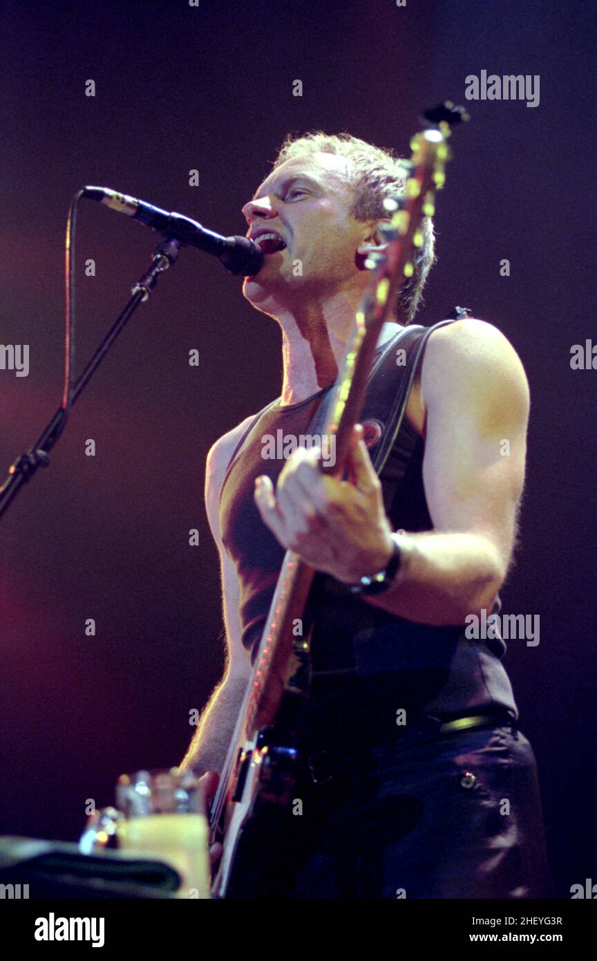Sting 2000 hi-res stock photography and images - Alamy