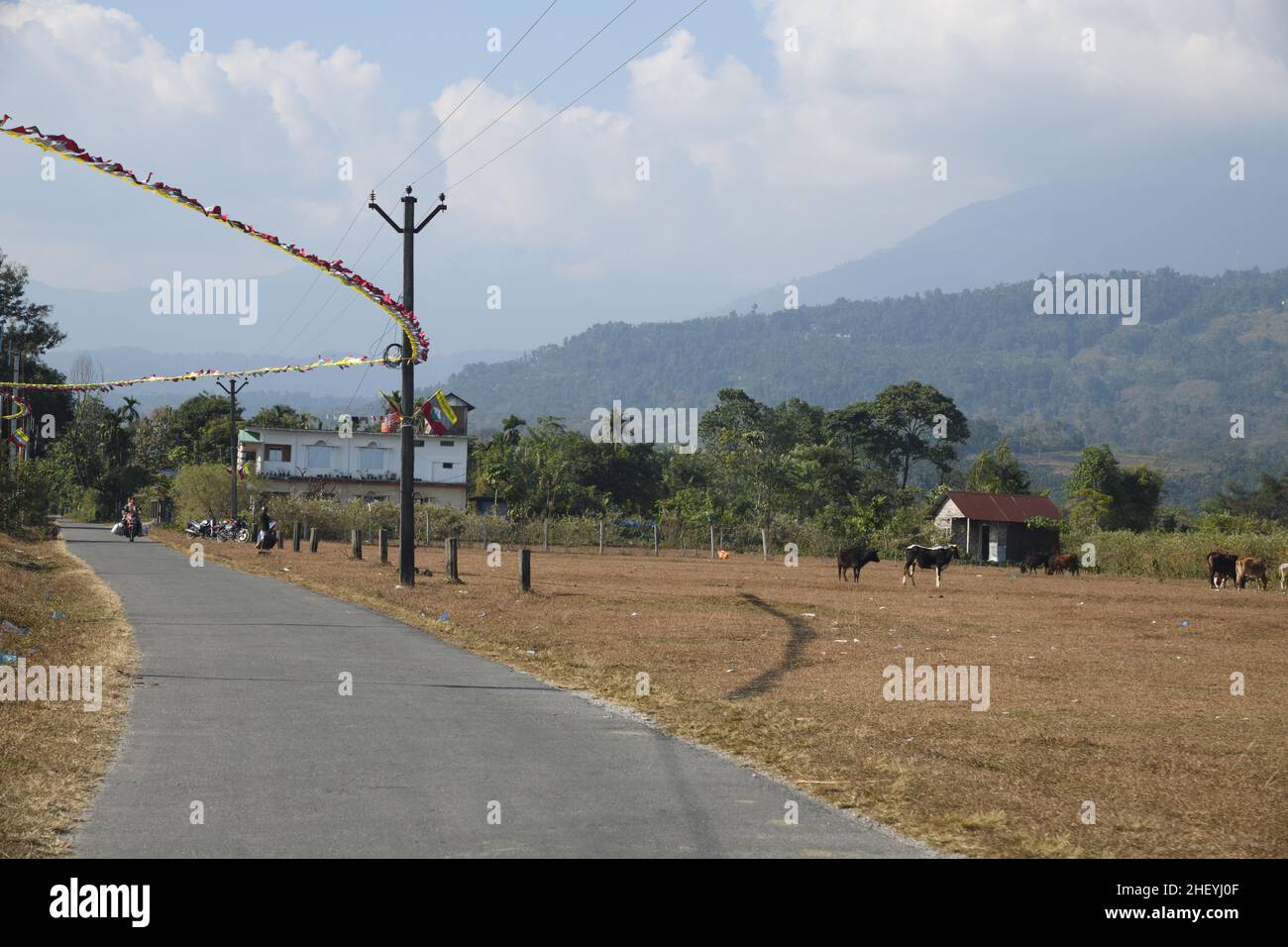 Street view of Samsing. Kalimpong, West Bengal, India Stock Photo - Alamy