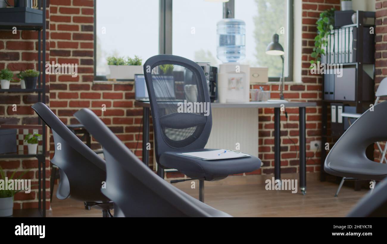 Aa meeting room hi-res stock photography and images - Alamy