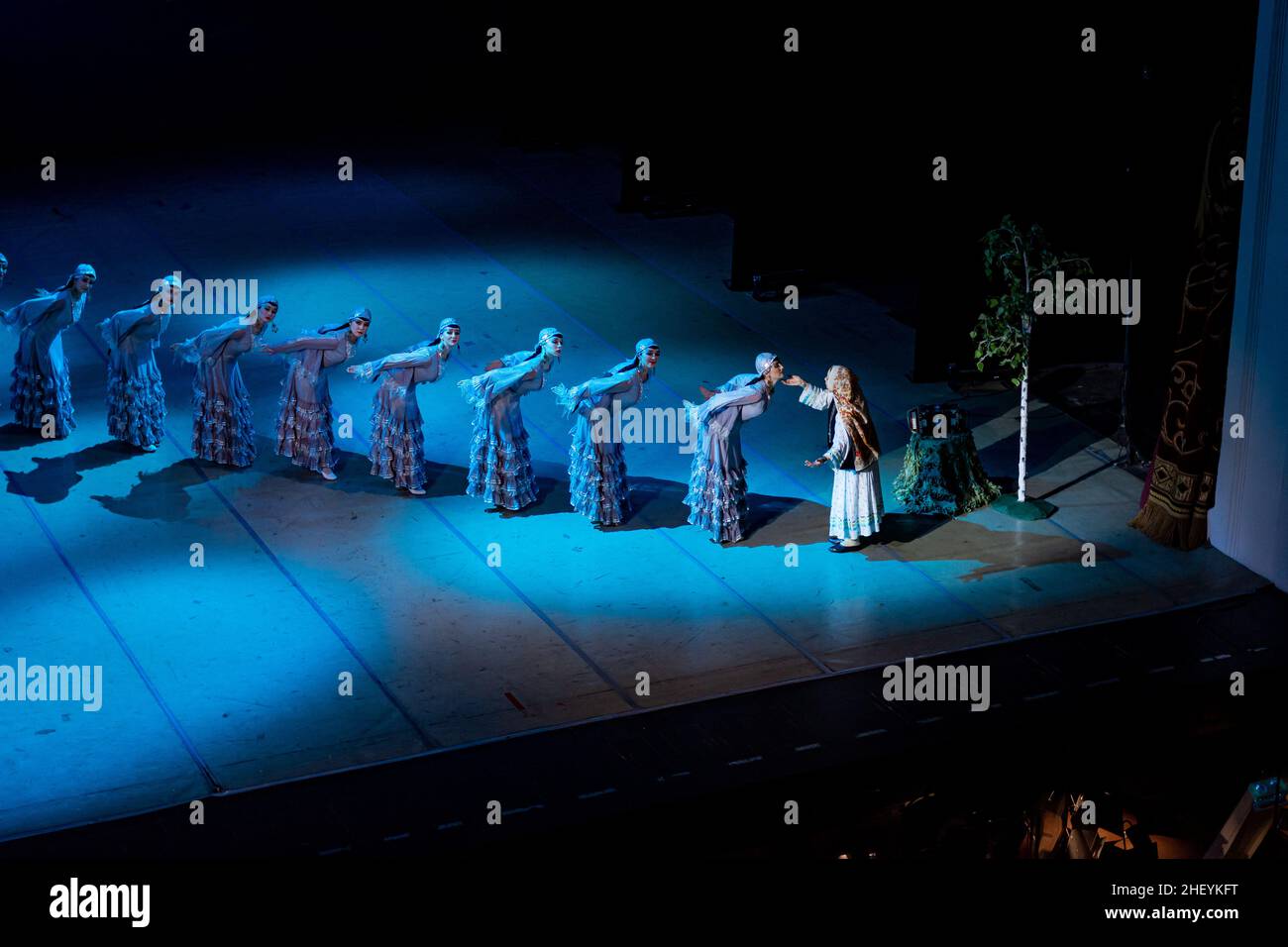 Russian performance hi-res stock photography and images - Alamy