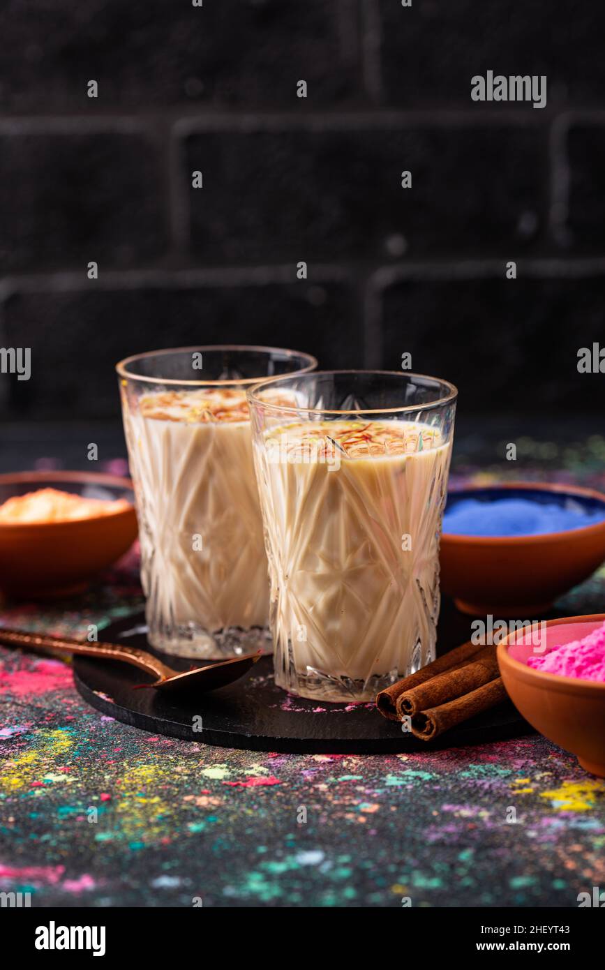 Traditional Indian drink thandai with saffron Stock Photo - Alamy