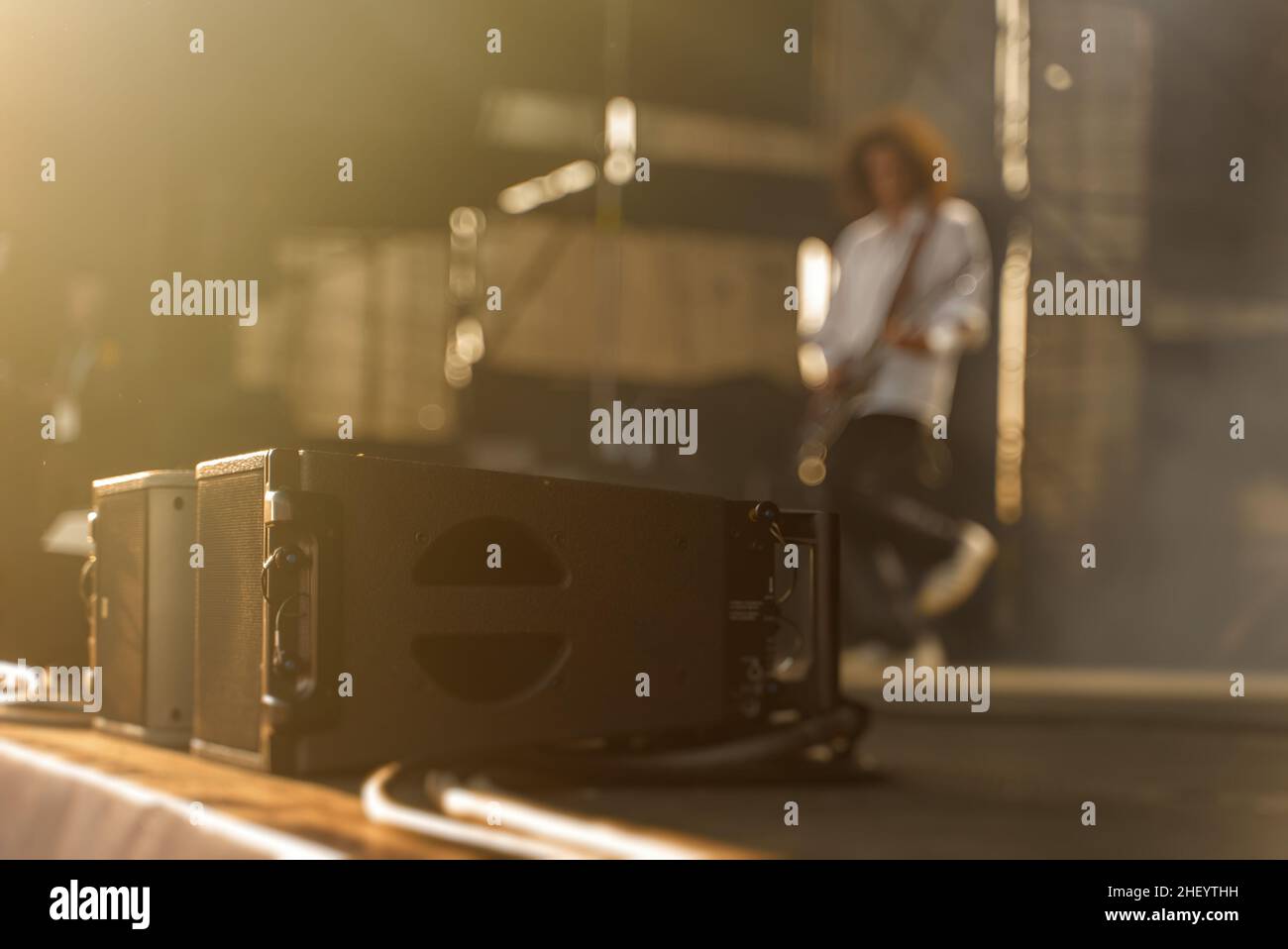 Playing solo hi-res stock photography and images - Alamy