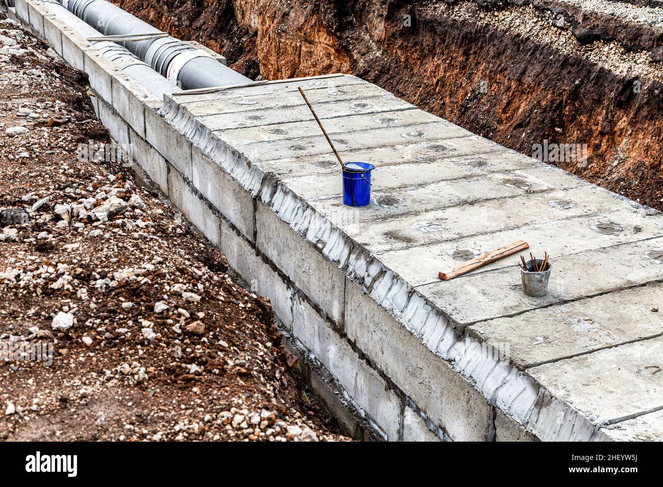 Replacement of heating pipes and modernization of the heating system ...