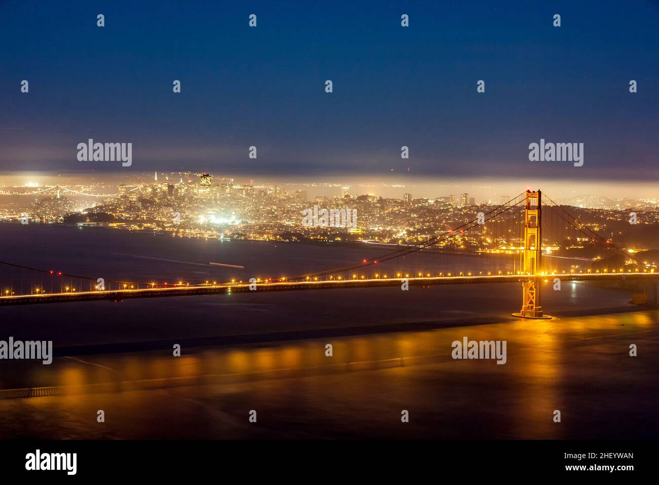 night view of famous golden Gate bridge Stock Photo - Alamy