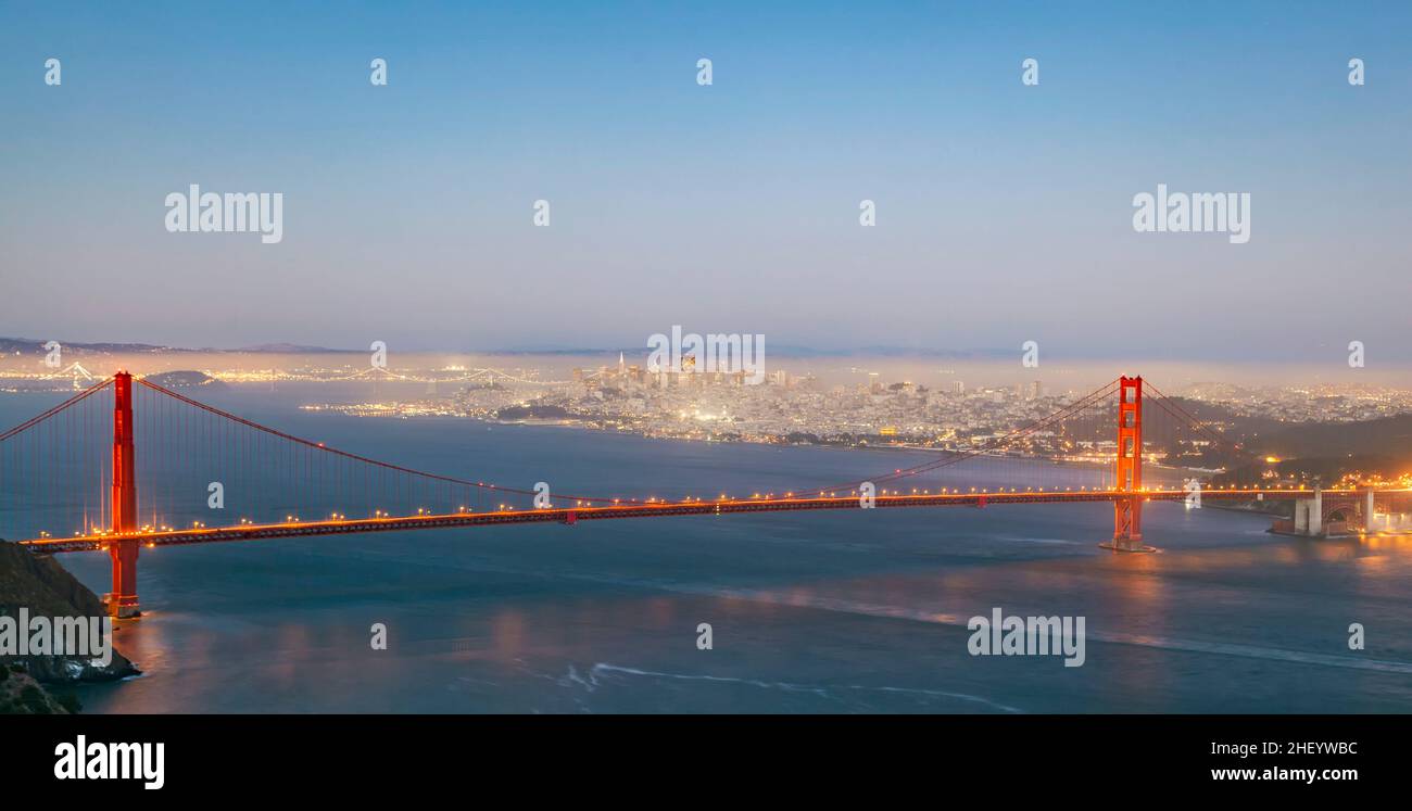 night view of famous golden Gate bridge Stock Photo - Alamy