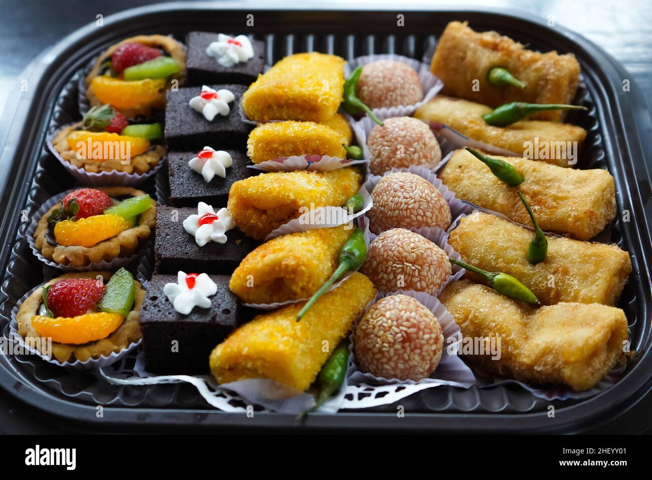 Market snacks sold in traditional food markets in Indonesia Stock Photo ...