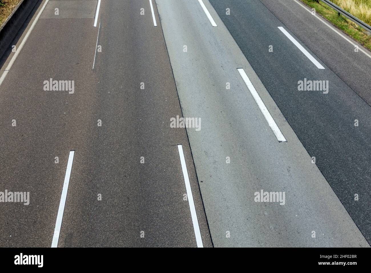pattern of highway in Germany with white line markers Stock Photo - Alamy