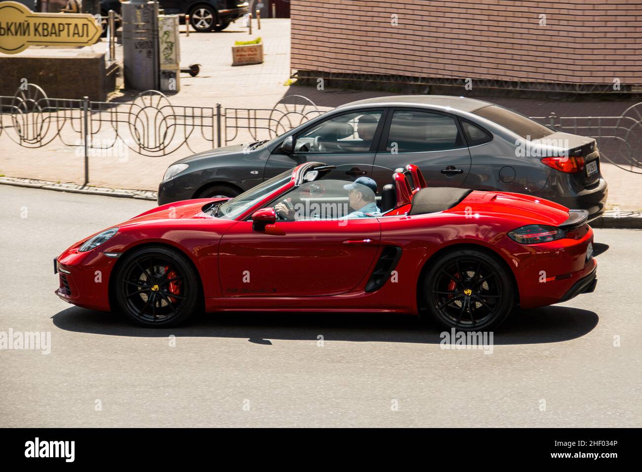 Porsche boxter 2021 hi-res stock photography and images - Alamy