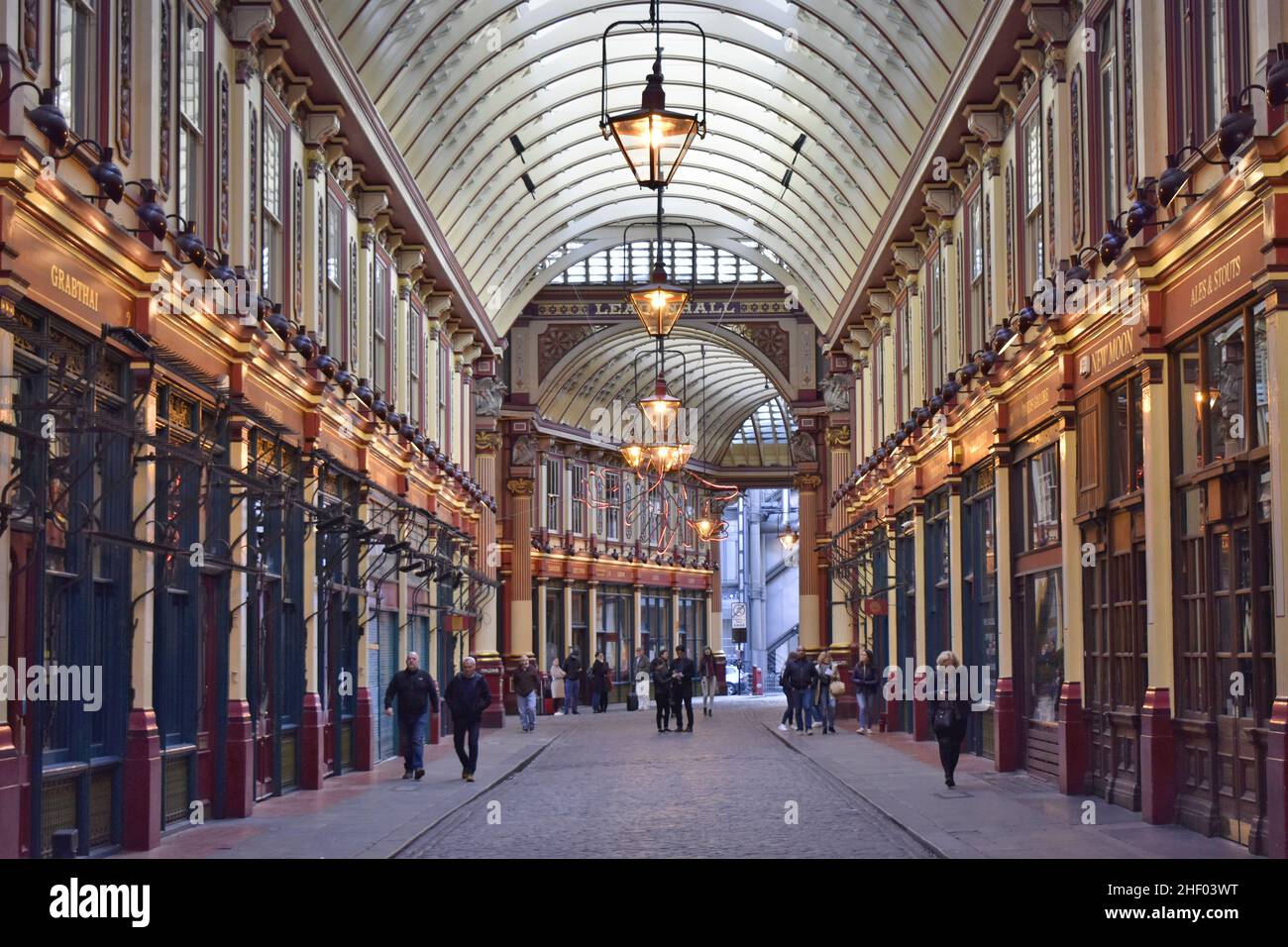 Victorian arcade hi-res stock photography and images - Alamy