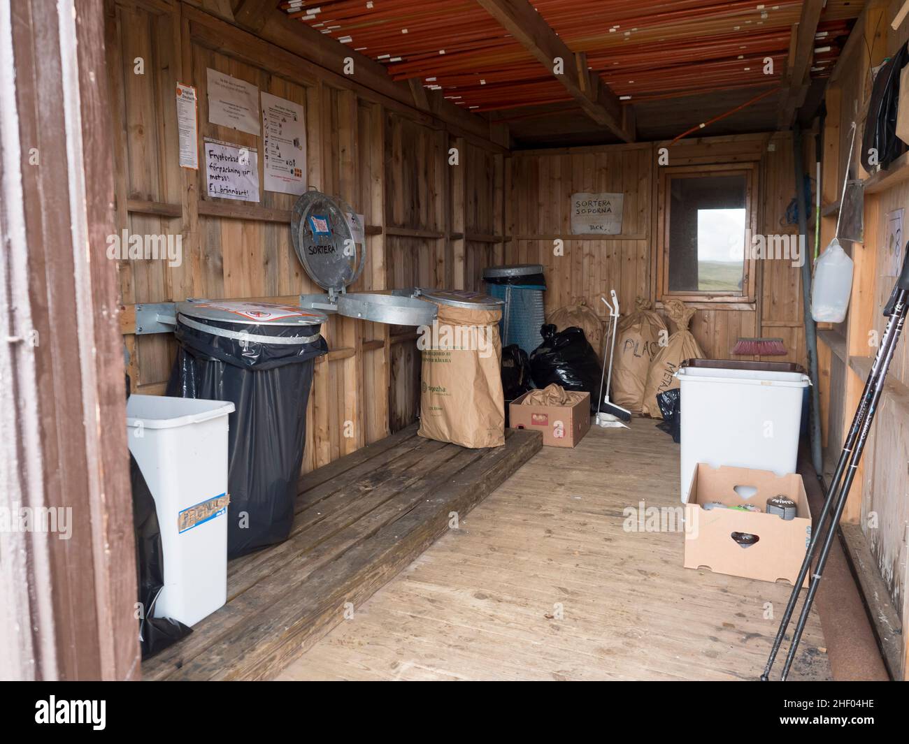 Waste bin house interior hi-res stock photography and images - Alamy