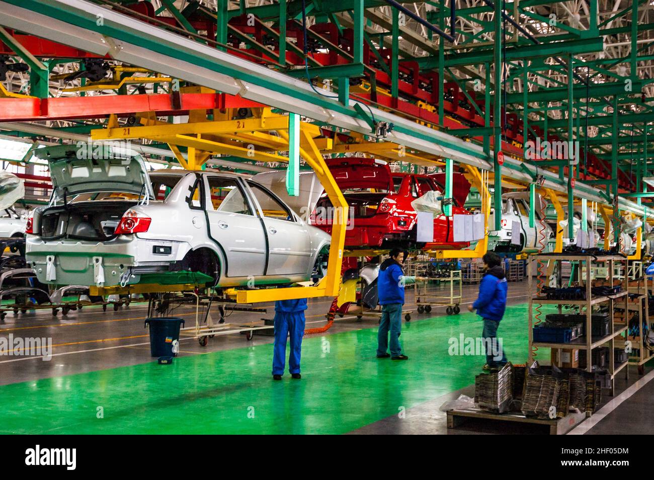 Ev production china hi-res stock photography and images - Alamy