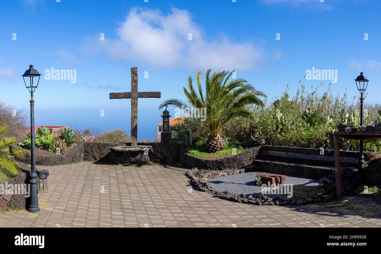 La Asomada - small square with cross on the island of El Hierro Stock ...