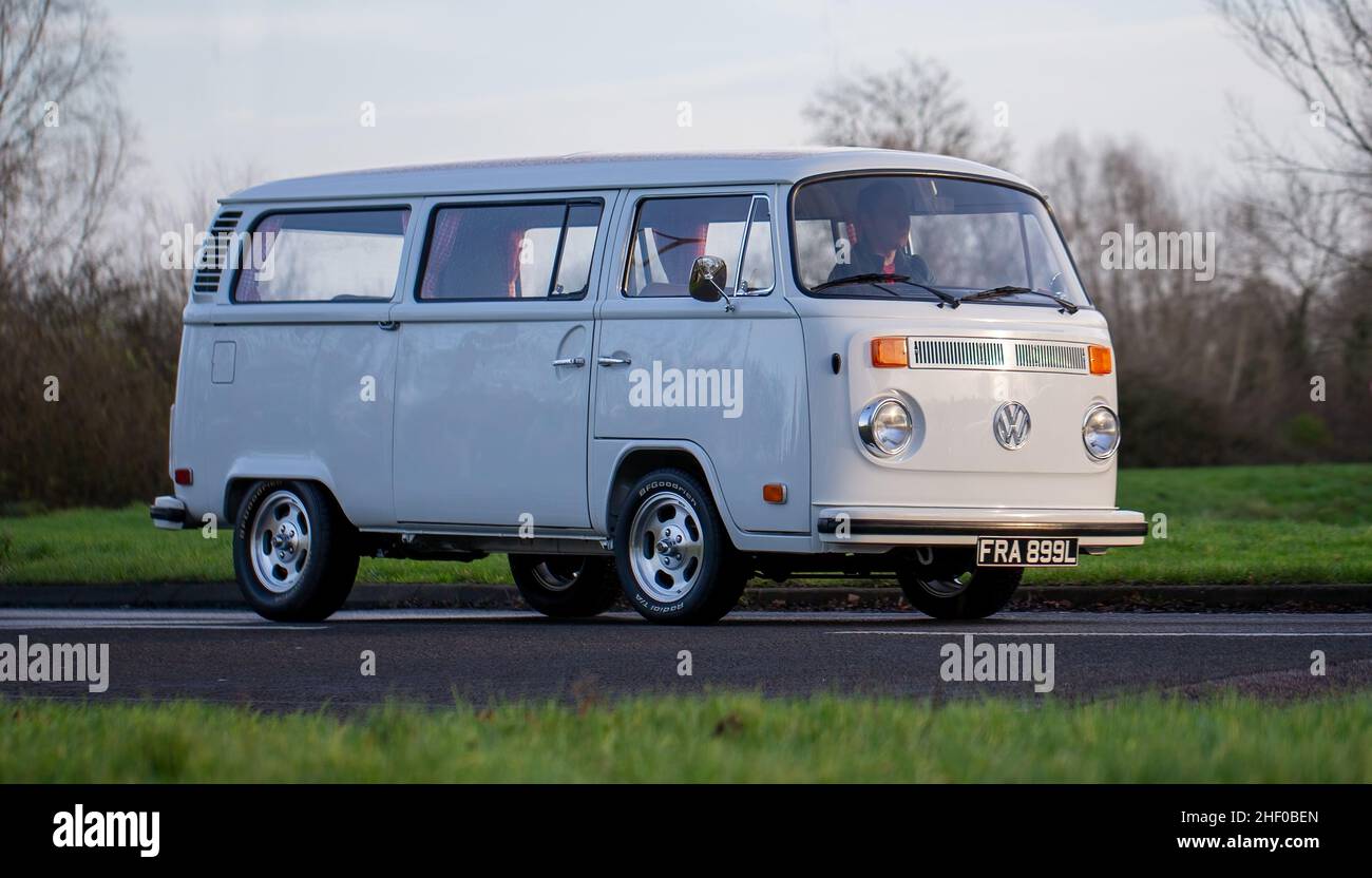 1973 Volkswagen camper van Stock Photo - Alamy