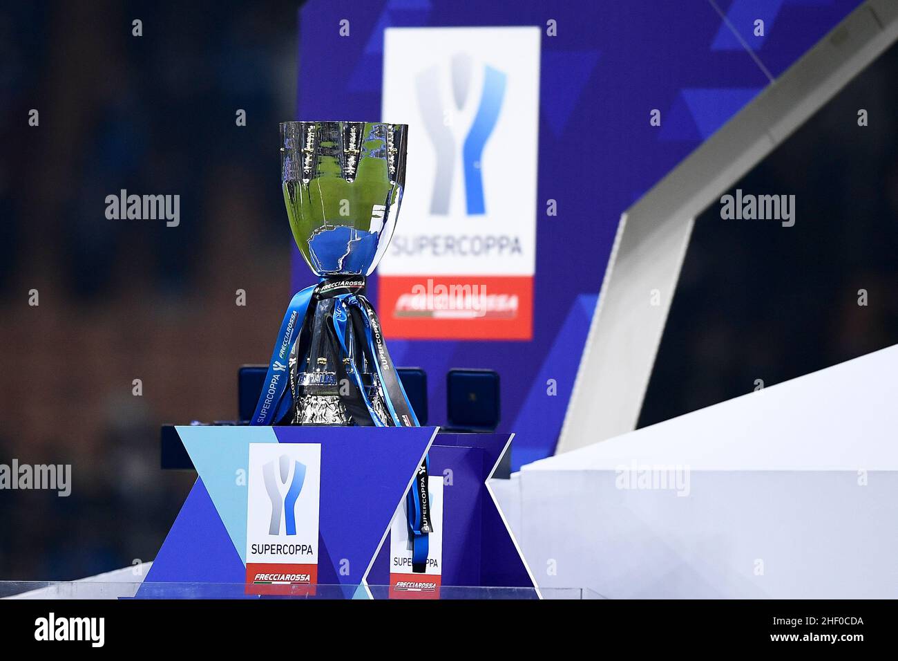 Supercoppa italiana trophy hi-res stock photography and images - Alamy