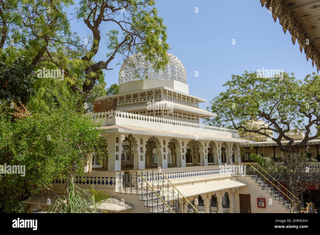 Zenana Mahal building in an inner courtyard of the Udaipur City Palace ...