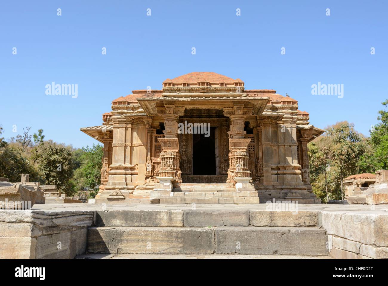 Sahastra Bahu Temples (Sas Bahu / Sahastrabahu) at Nagda village, near ...