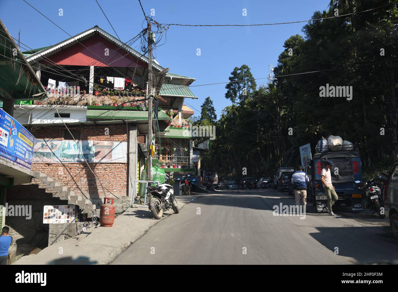 Sombaray Bazaar of Gorubathan. Rishi road, Kalimpong, West Bengal ...