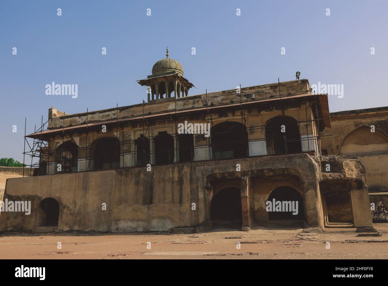 Famous buildings of pakistan hi-res stock photography and images - Alamy