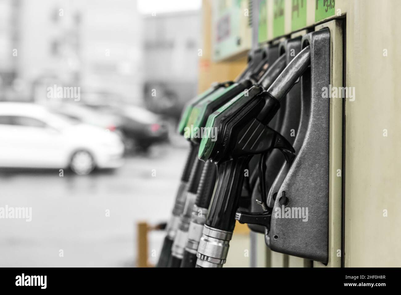 Oil and gas service hi-res stock photography and images - Alamy