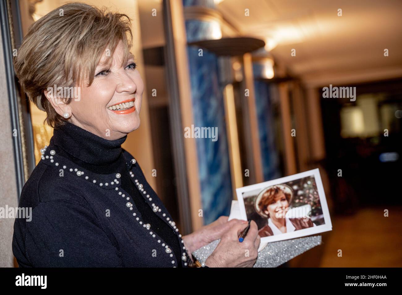 Munich, Germany. 12th Jan, 2022. Carolin Reiber at the premiere of Der ...
