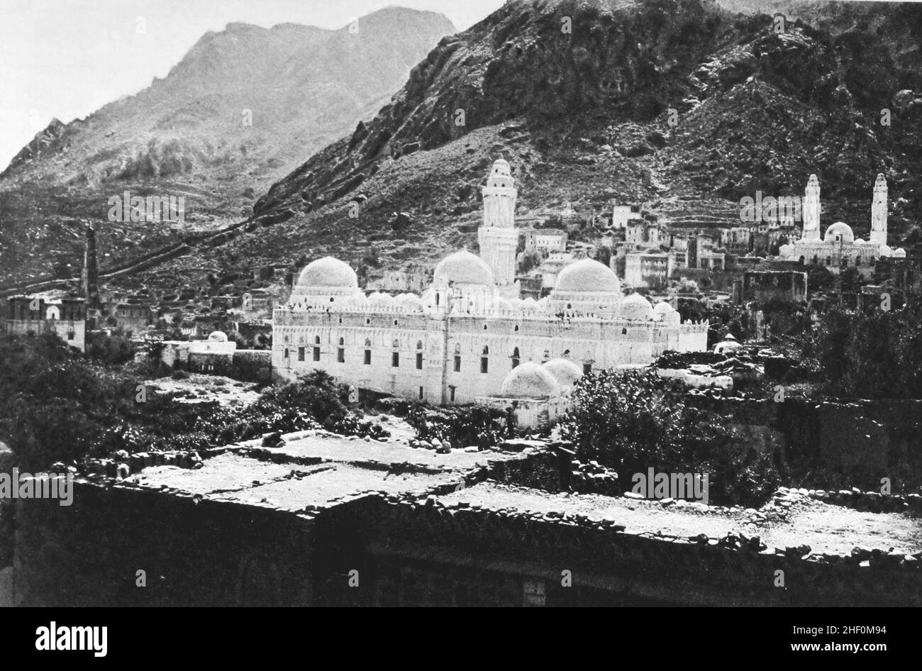 Taiz hi-res stock photography and images - Alamy