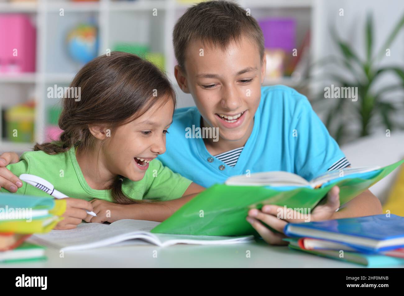 Children education sister brother hi-res stock photography and images ...