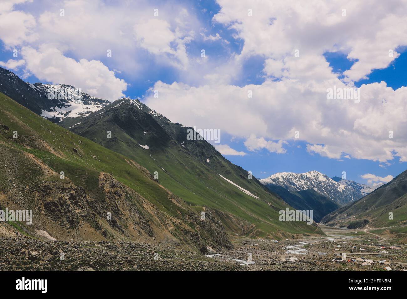 Amazing View to the Snow Capped Mountain Peaks in the Gilgit Baltistan ...