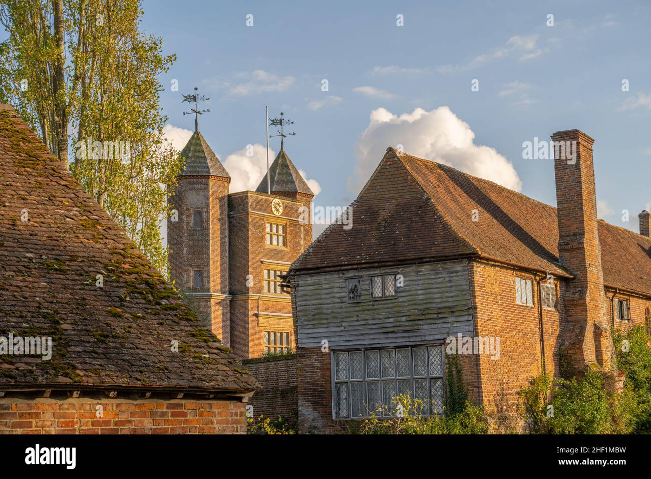 National trust sissinghurst hi-res stock photography and images - Alamy
