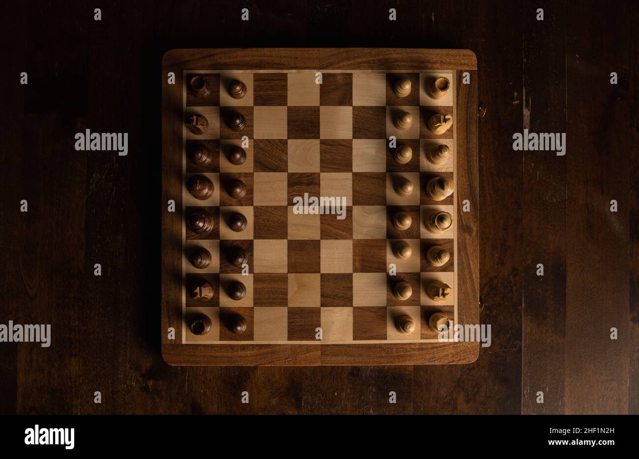 Wooden Chess Board and Pieces Stock Photo - Alamy
