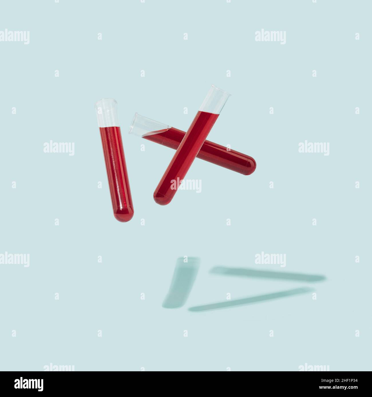 Blood lab study hi-res stock photography and images - Alamy