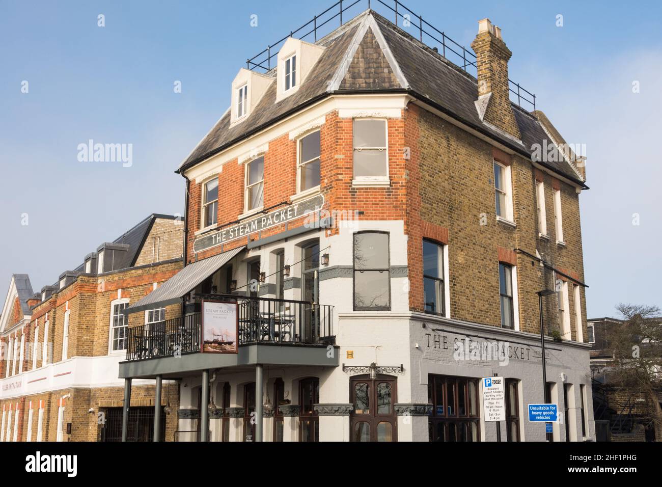 The Steam Packet public house surrounded by dense fog, Strand-On-The ...