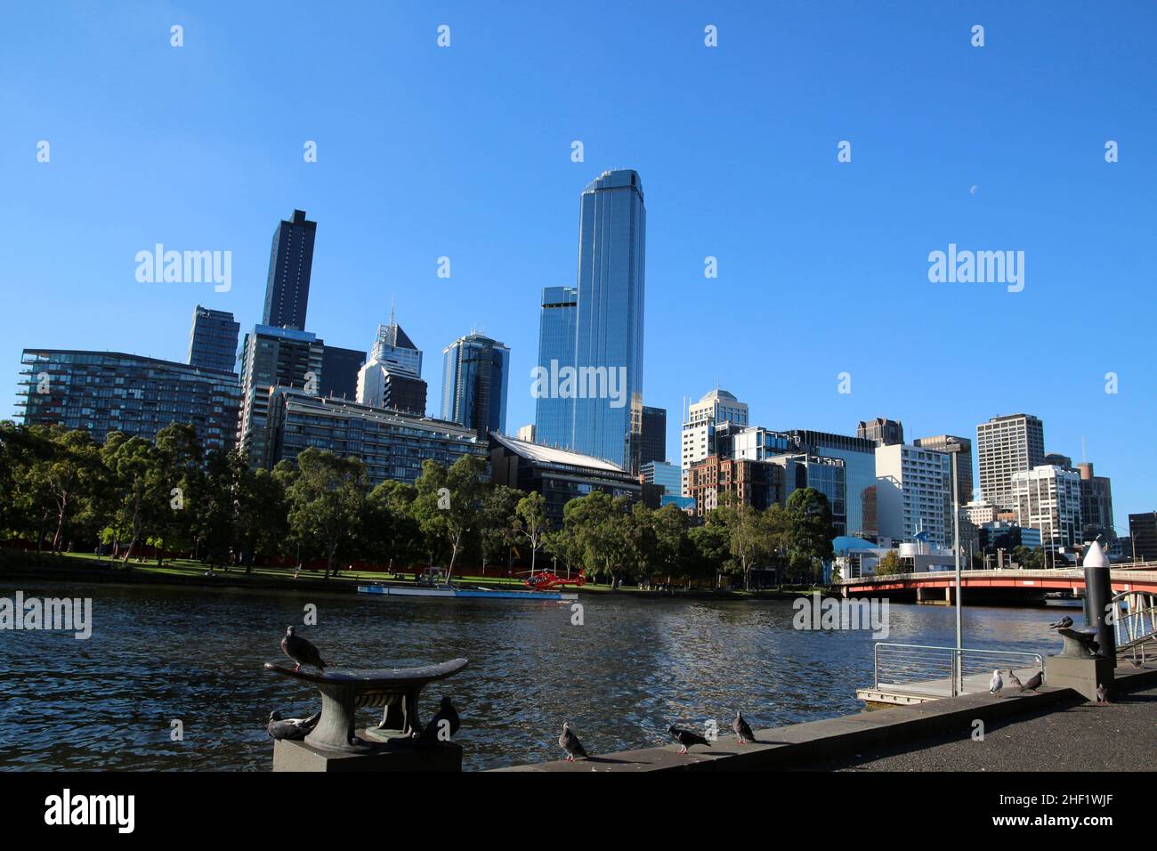 Melbourne skyline in sunshine, Australia Stock Photo - Alamy