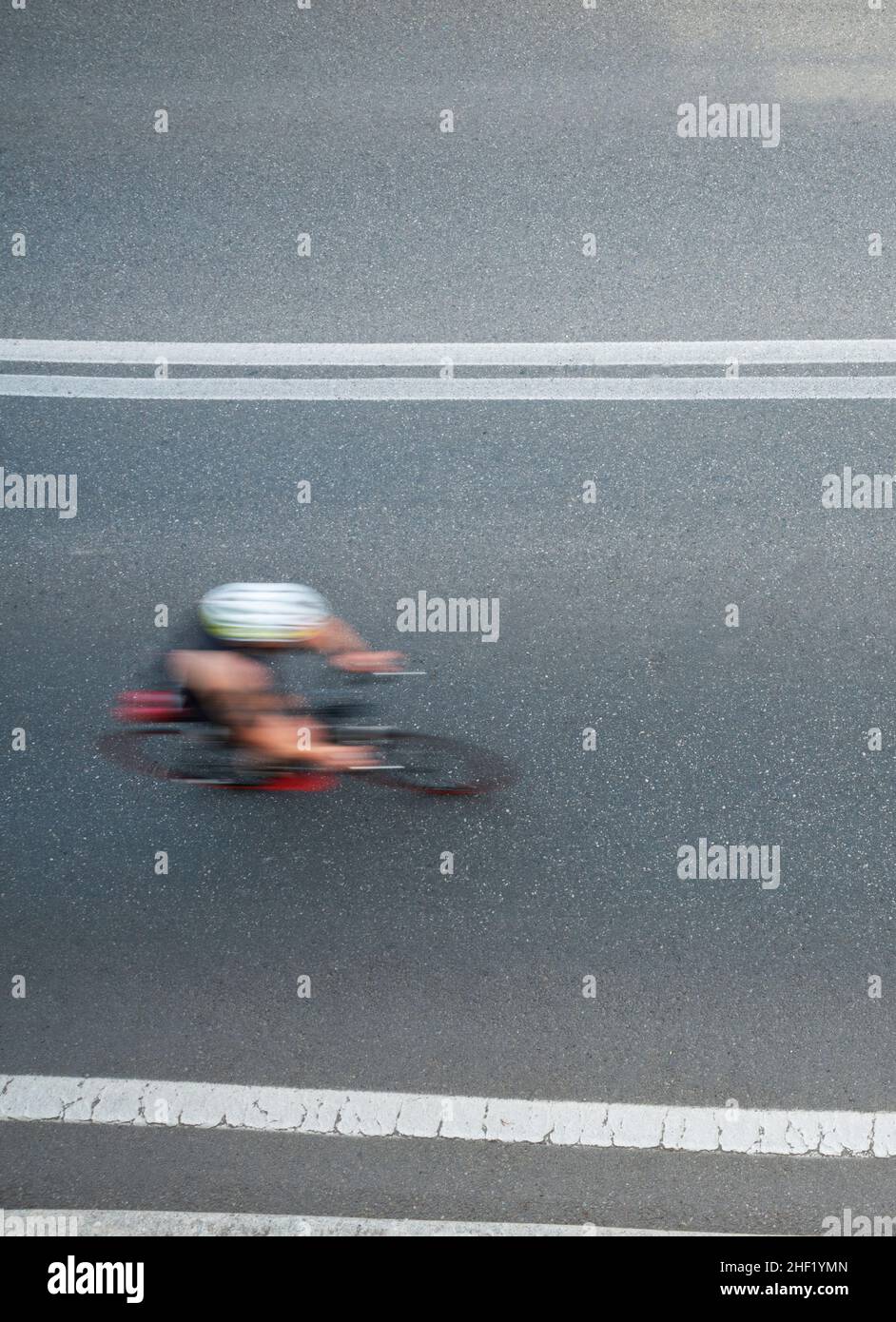 Racing bicycle motion hi-res stock photography and images - Alamy