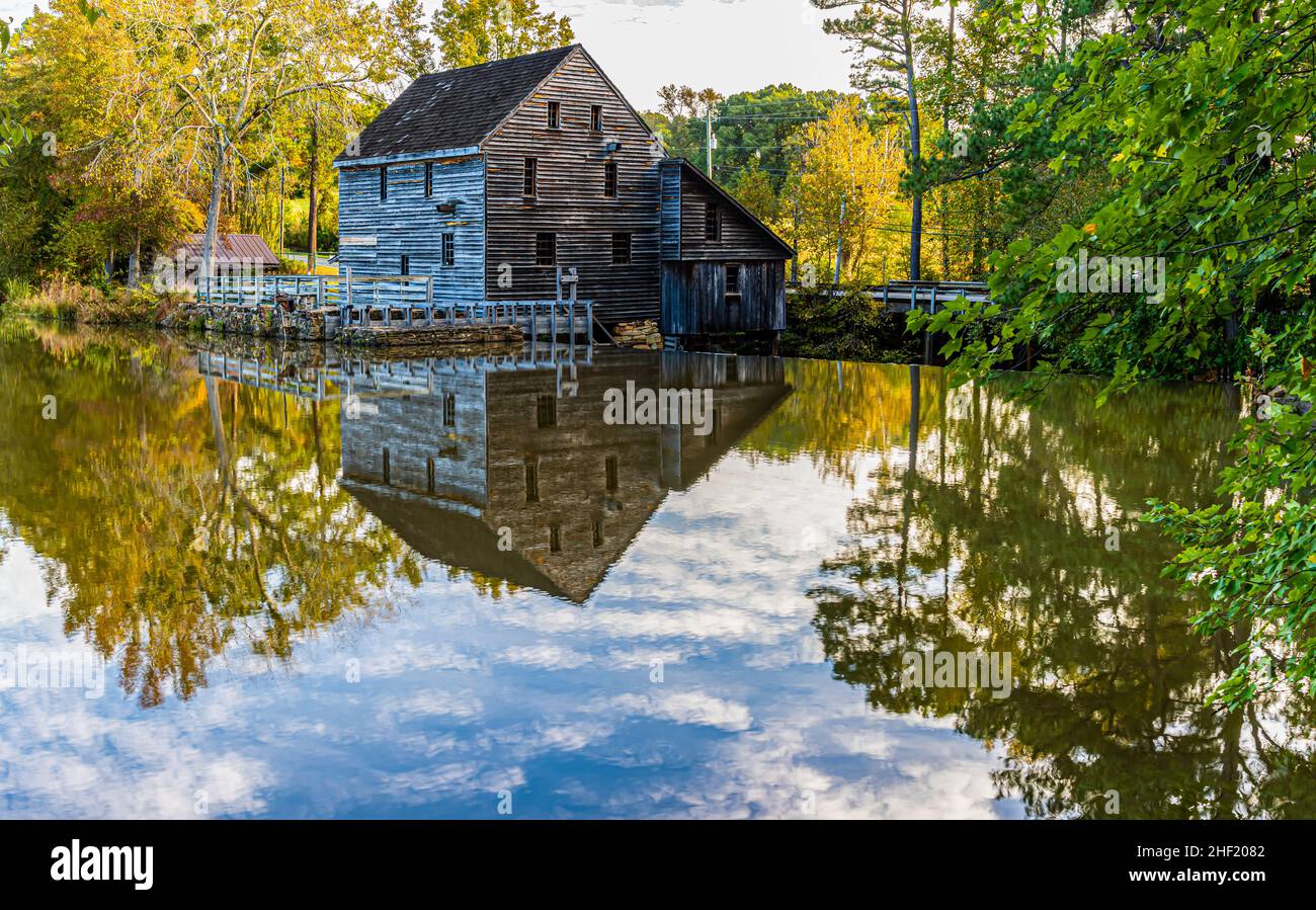 Yates mill pond hi-res stock photography and images - Alamy