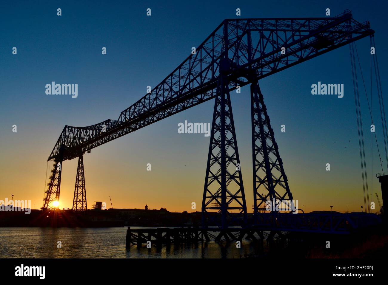 Tees transporter bridge silhouette hi-res stock photography and images ...
