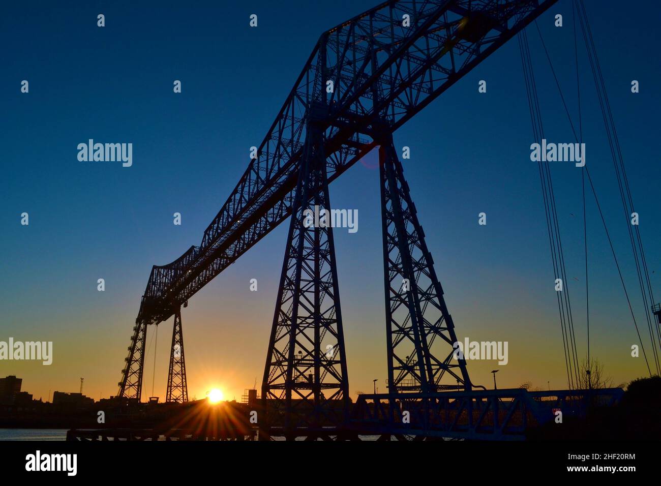 Tees transporter bridge silhouette hi-res stock photography and images ...
