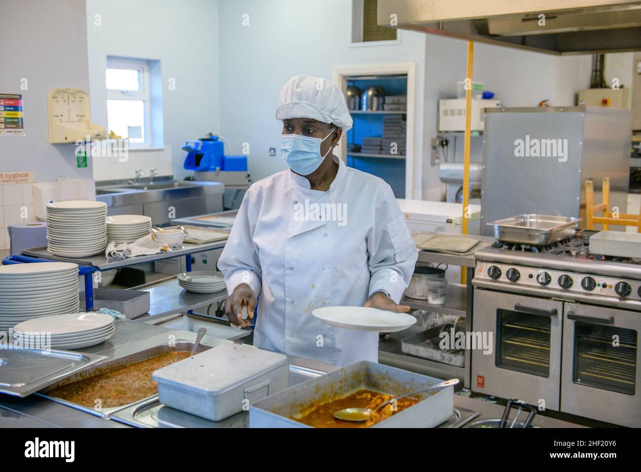 School dinner ladies Stock Photo - Alamy