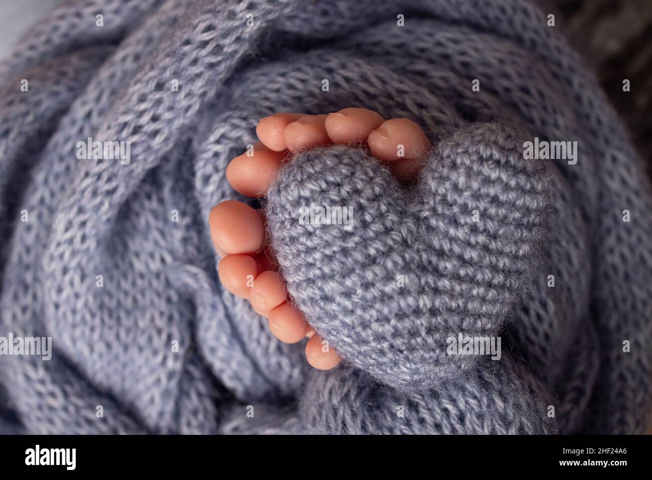 Newborn baby feet motherhood hi-res stock photography and images - Alamy