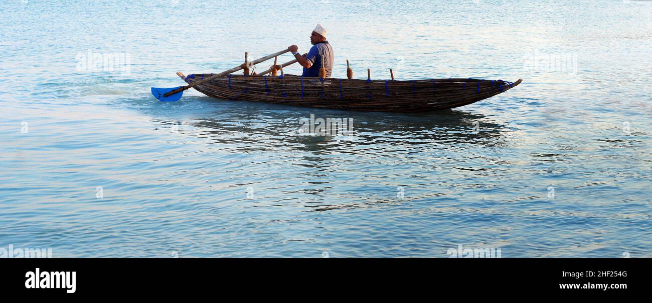 Arabian Traditional Fisherman's life OMAN ,QATAR Stock Photo - Alamy