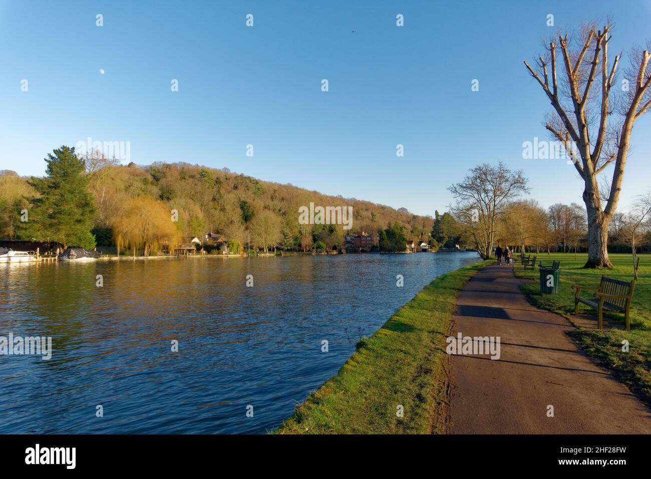 View of River Thames Near Henley Stock Photo - Alamy
